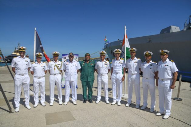 INS सह्याद्री आणि कोलकाता पापुआ न्यू गिनी येथे दाखल! - Kiran Hegde Live